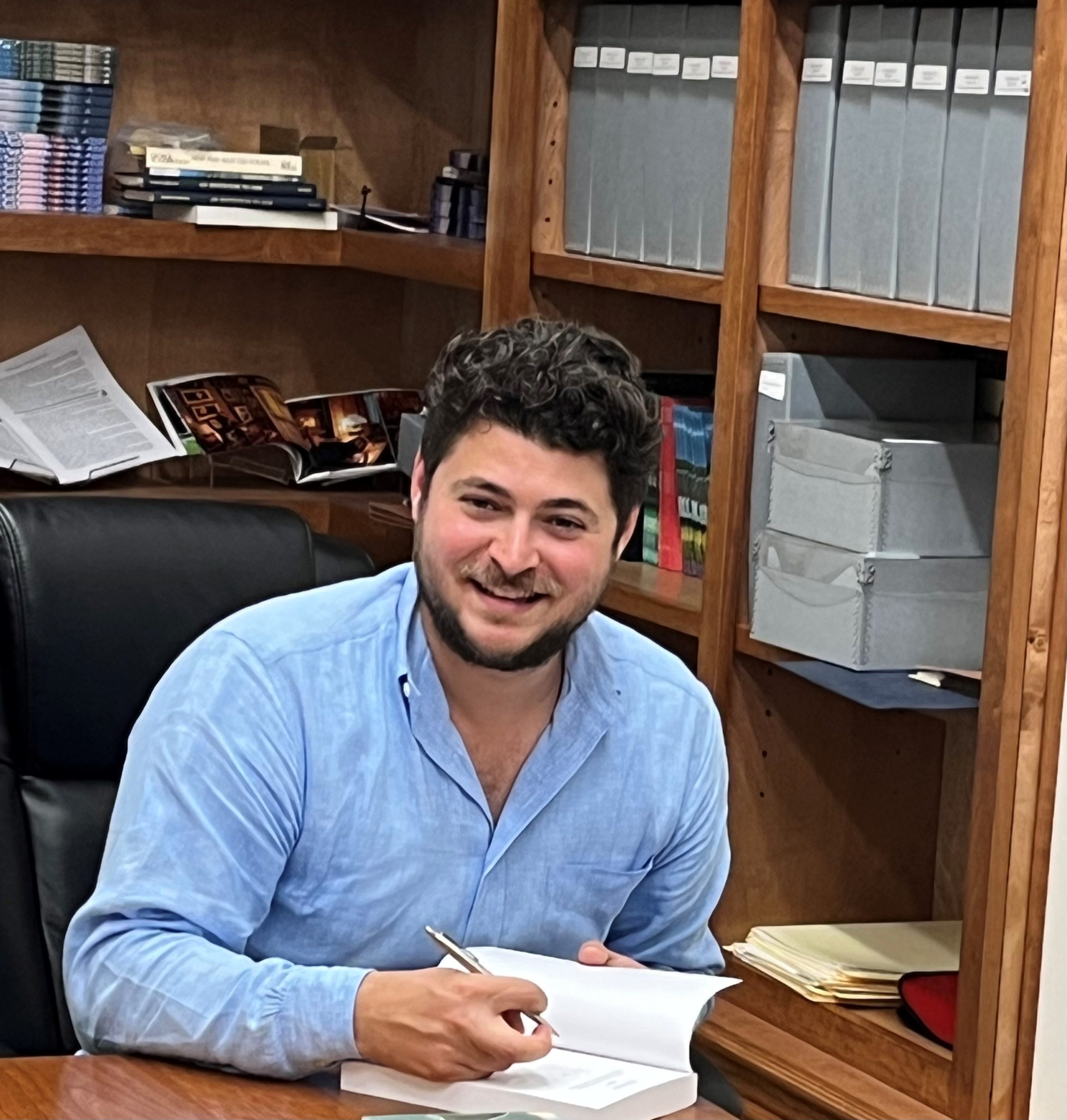 Alumnus and Author Speaks to Students - Reinhardt University