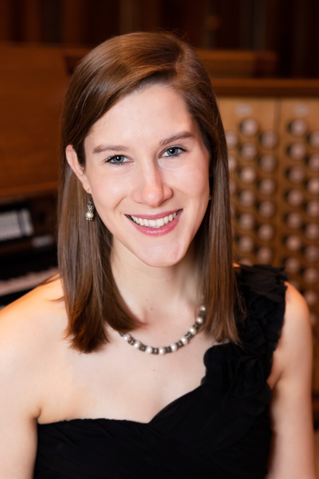 Organ Recital to Benefit the Young Singers of Flint Hall - Reinhardt ...