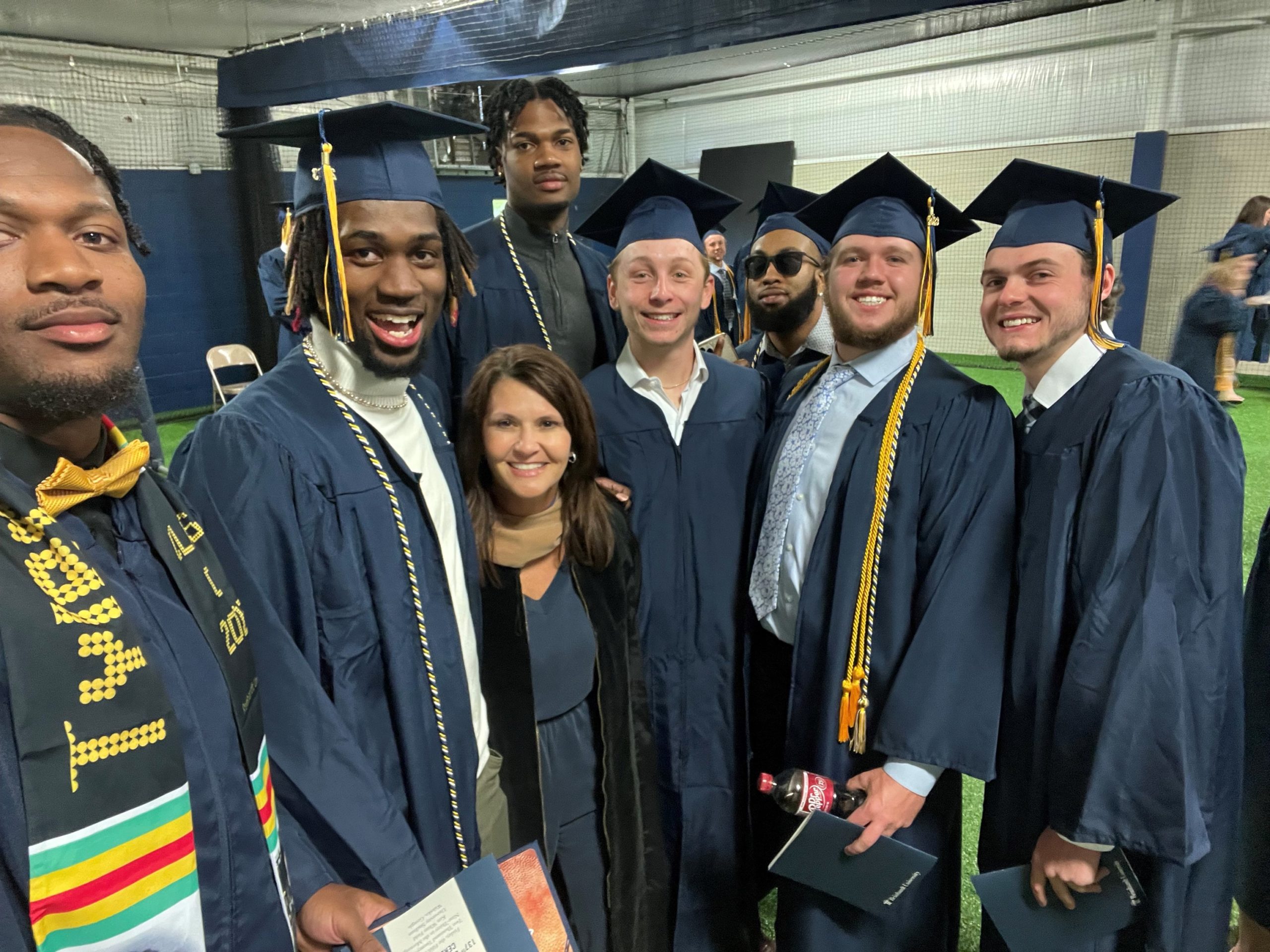 Dean Helps Students Succeed - Reinhardt University