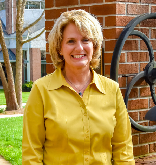 Sue Hightower ’83 remains connected to the Reinhardt she fell in love ...